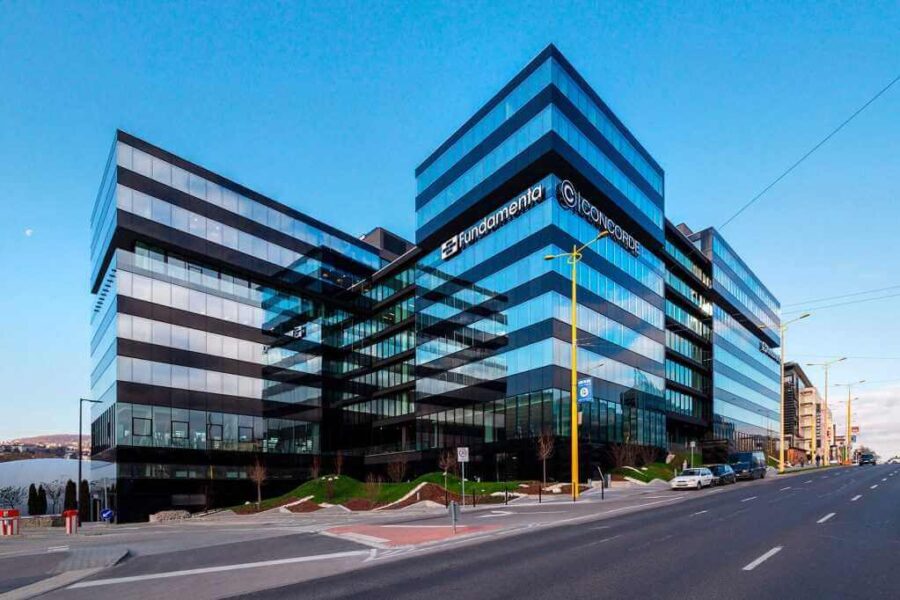 Coverlam by Grespania: Technical Stone · Gran Formato